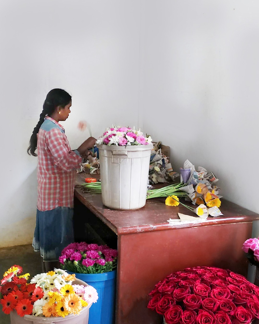 Online Flower Delivery in Sri Lanka - Oopsy Daisy Flowers